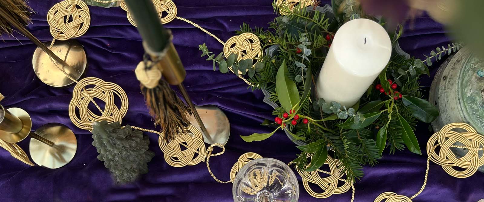 Gold Love Knot Garlands | The Stripes Company UK