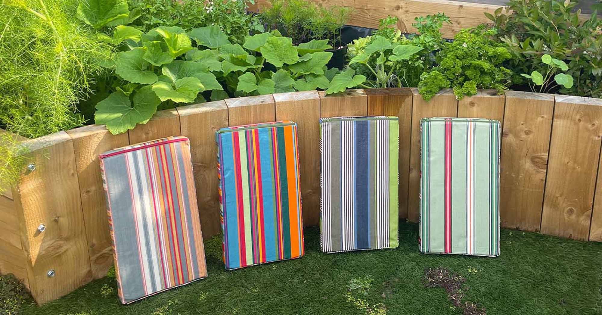 The Stripes Company - Striped Fabrics - Stripe Deckchair Fabrics
